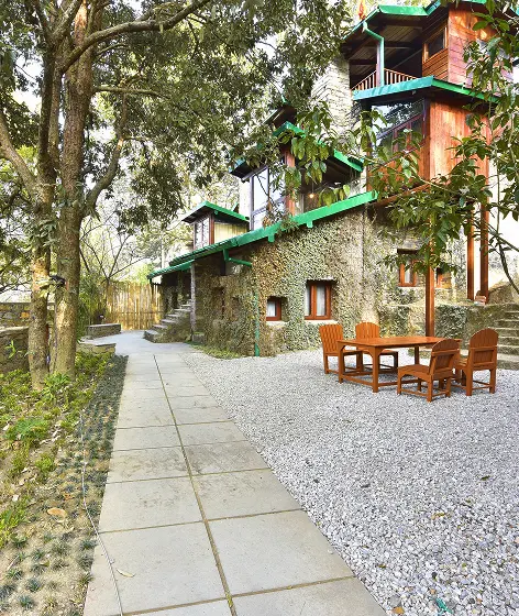 Best Hotels in Bhimtal – Luxury, Comfort & Scenic Views