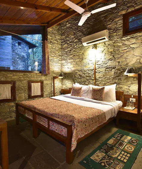 Bhimtal Hotels and Resorts | Luxury Stay at Tiaraa Hotels