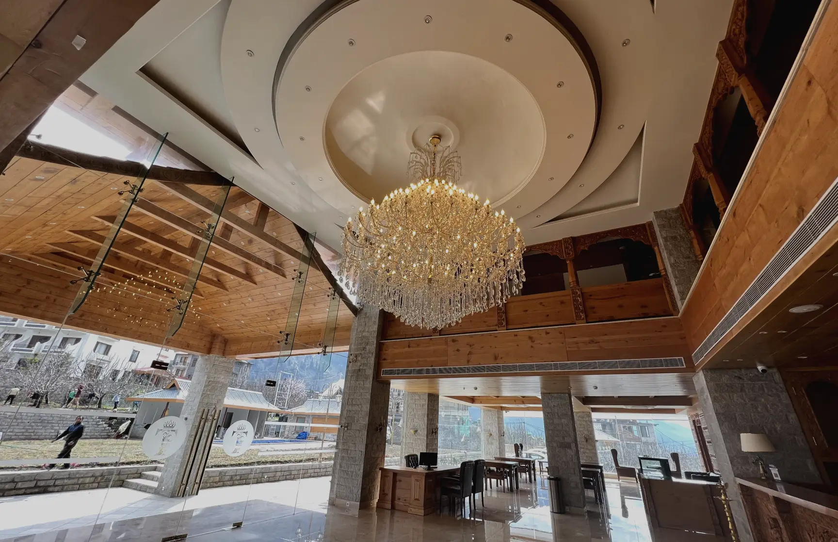 Best Resort in Manali | 5 Star Luxury Resort in Manali | Tiaraa Hotels ...